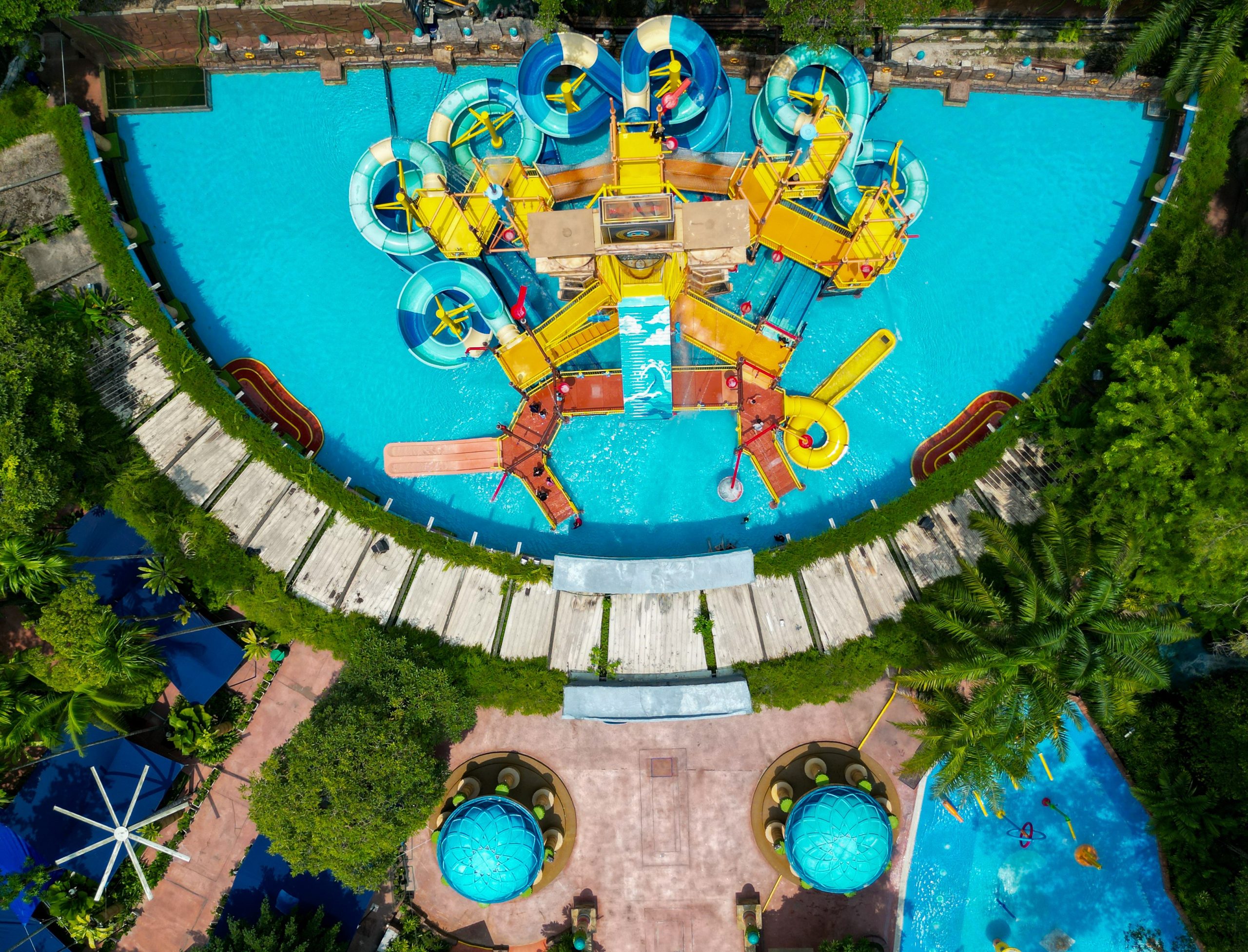 A Complete Guide To Sunway Lagoon's 6 Parks - MyTravelLane